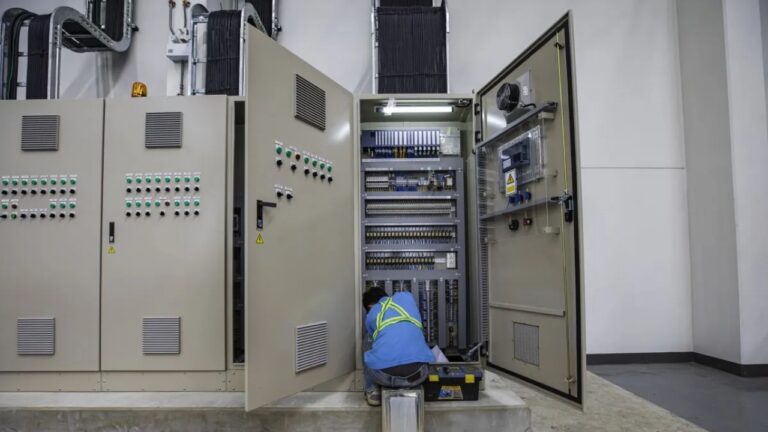 IP67 vs IP68 - Difference Between Enclosure Ratings - KDM Steel