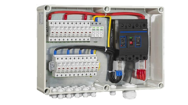How to Choose Combiner Box for Solar Panels - KDM Steel