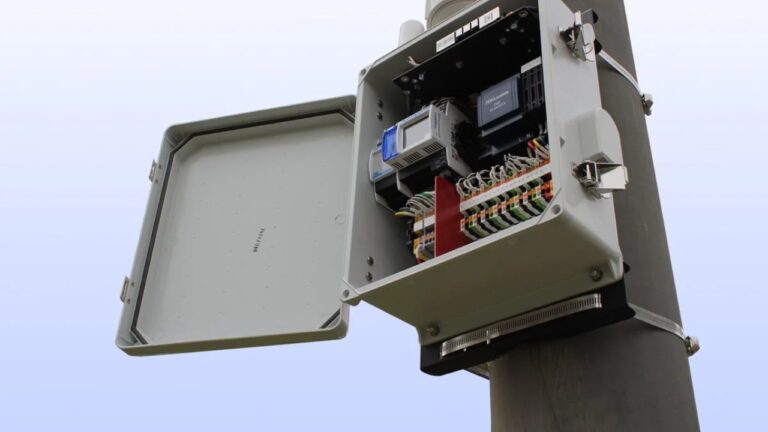 IP68 vs IP69: What are the Differences? - KDM Steel