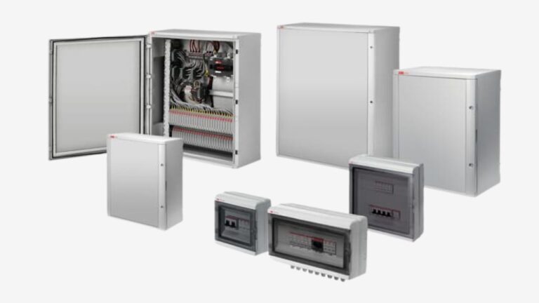 What is PV Combiner Box -The Complete Guide - KDM Steel